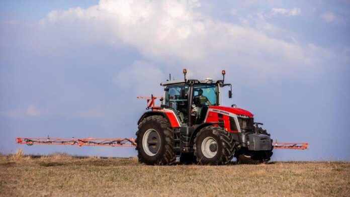 Kuhn ECO Ranger sprayer so precise it can spray a logo in a field