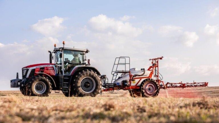 Kuhn ECO Ranger sprayer so precise it can spray a logo in a field